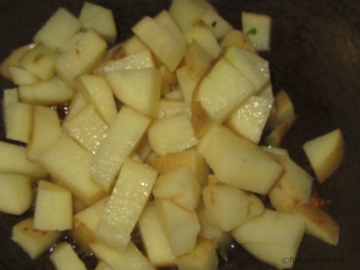 Aloo Mooli Saag | Potato Radish Leaves Sabzi | Sabzi Recipes – Food Of ...